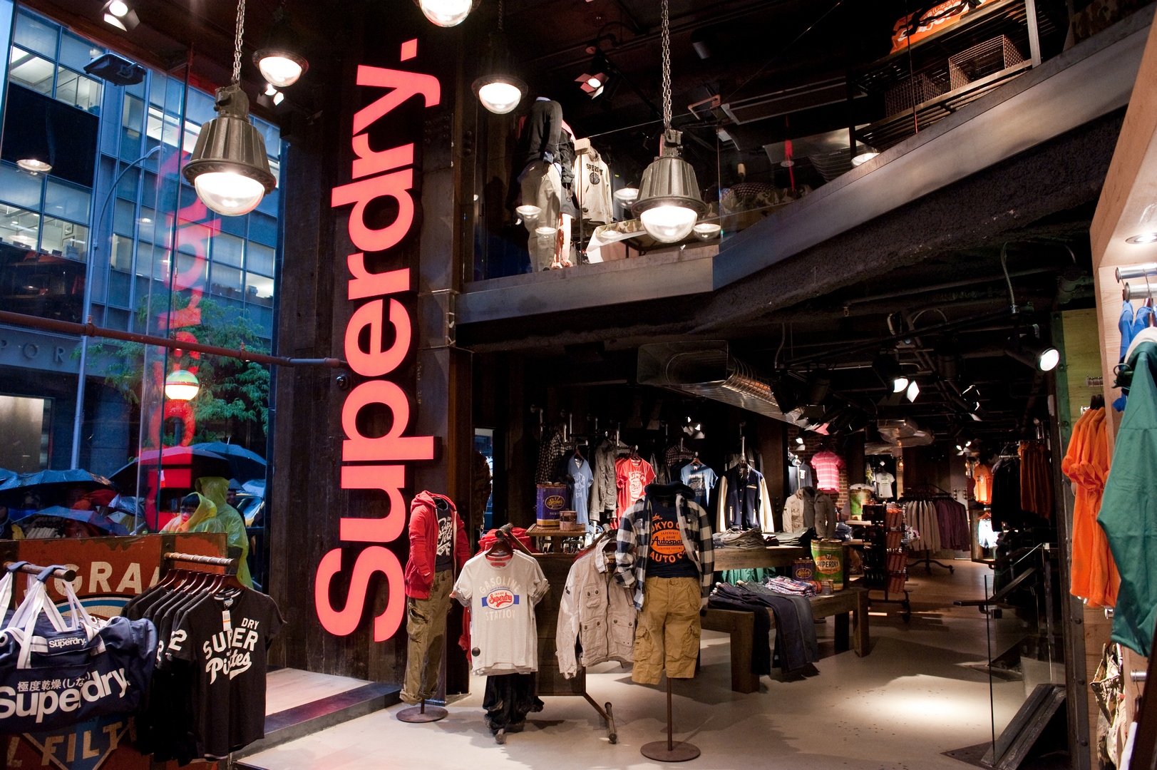 Superdry - Sargenti Architects